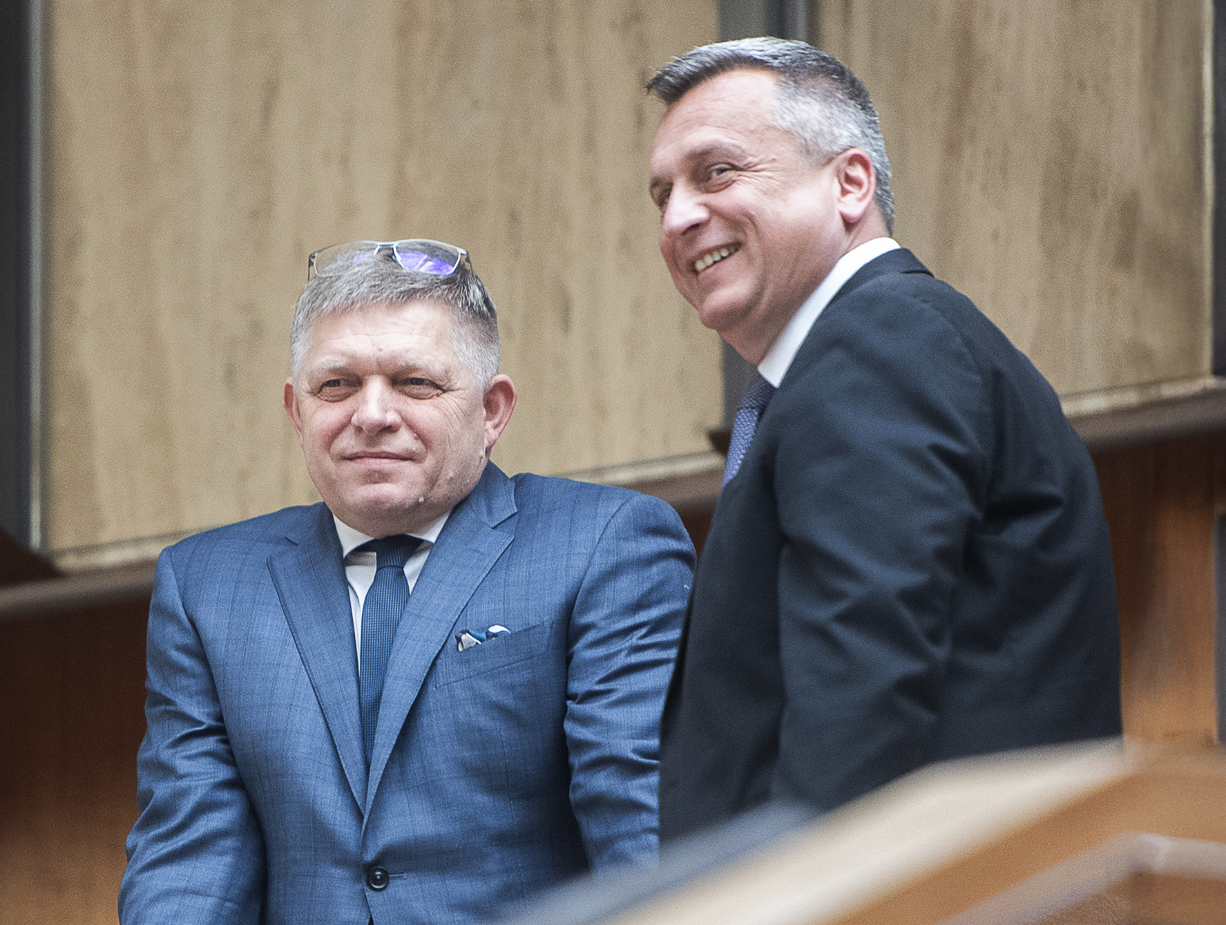 Dankov tlak zabral. Vládny trojlístok sa dohodol na zúžení transakčnej dane